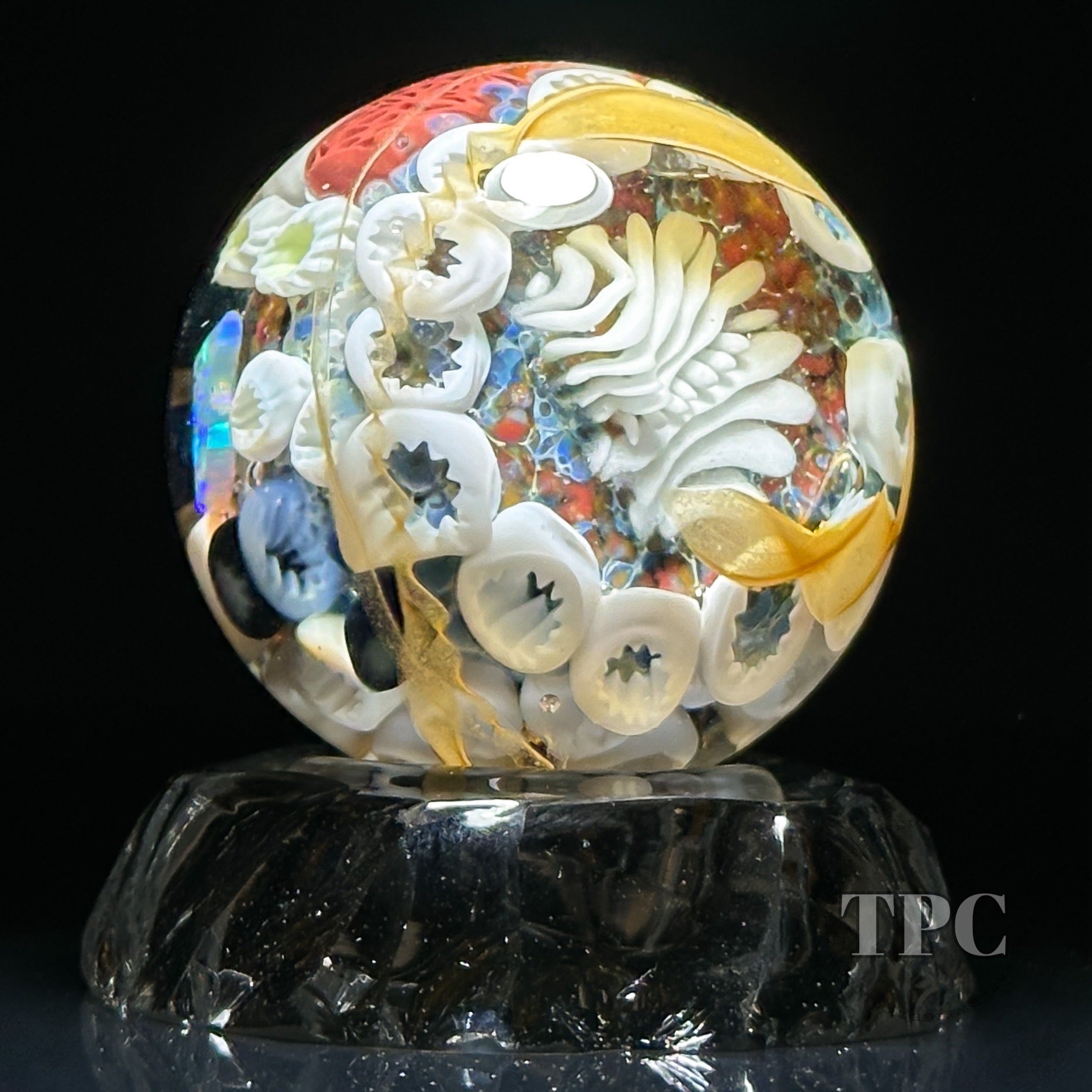 Latest Additions: The Stunning Paperweight Collection Unveiled Page 4