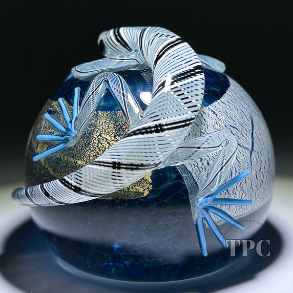 Michael Hunter 2023 Glass Art Paperweight Blue & Gold Lizard