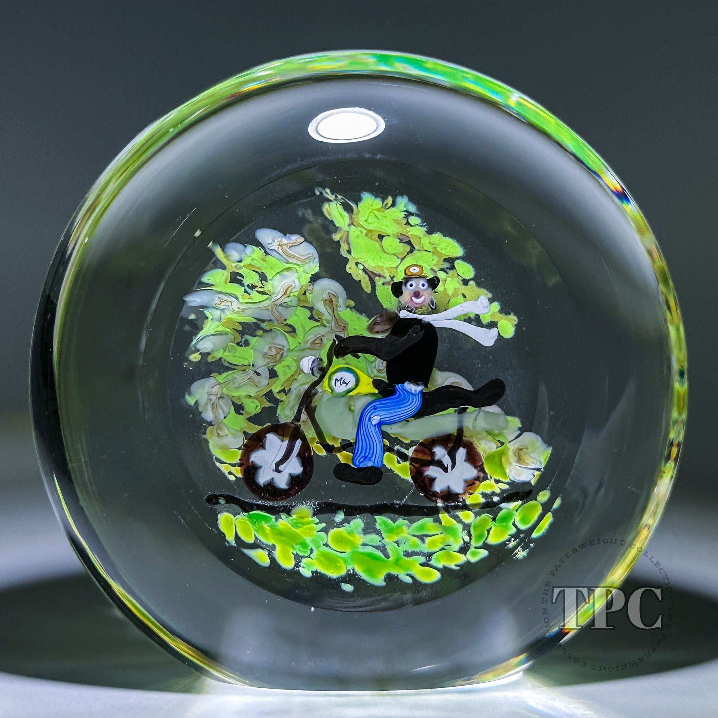 Latest Additions: The Stunning Paperweight Collection Unveiled Page 2