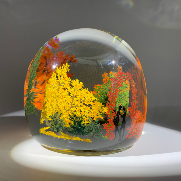 Contemporary Alison Ruzsa Art Glass Paperweight Encapsulated Hand Pain