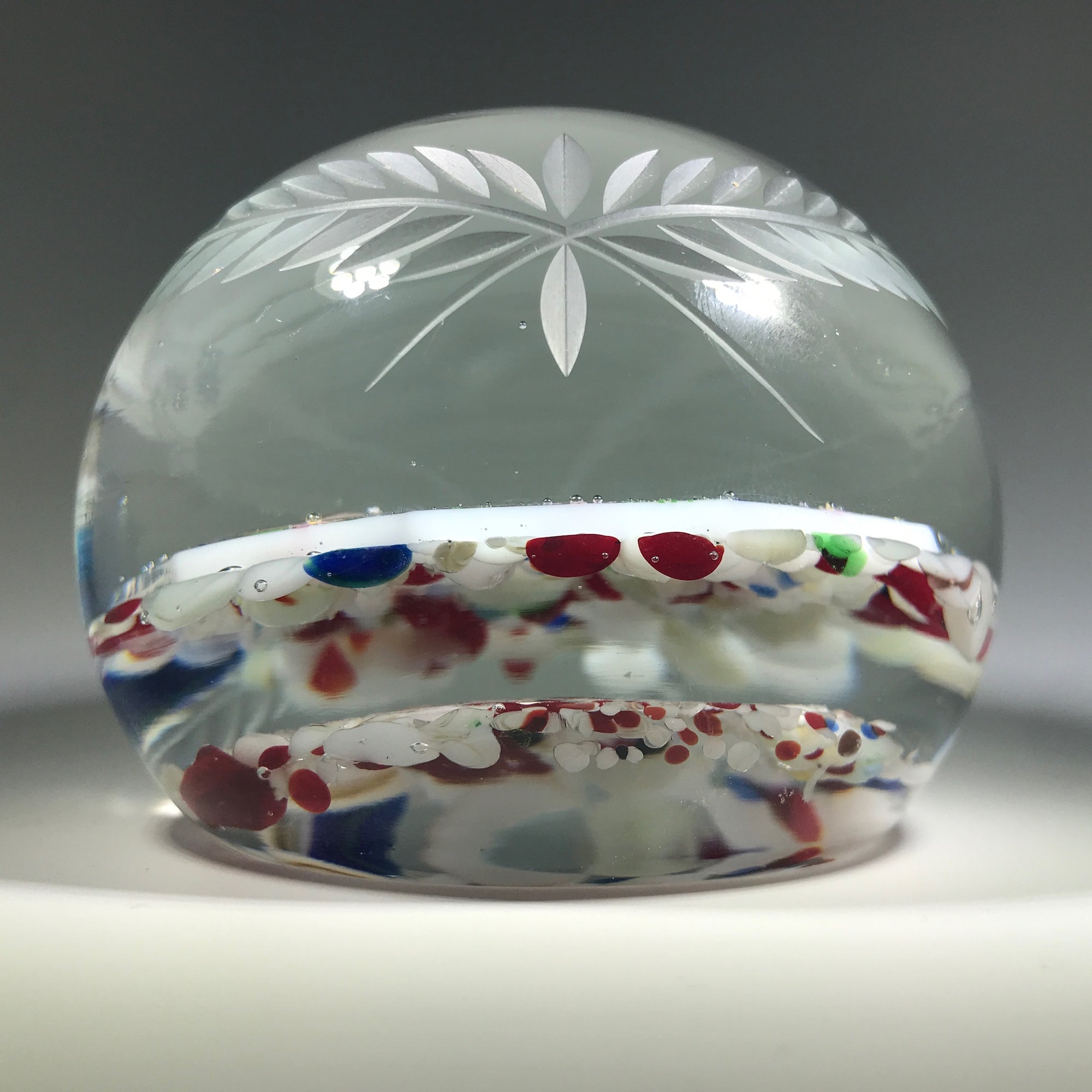 Vintage Thomas Mosser Art Glass Paperweight Encased The Last Supper Pl